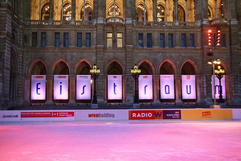 Vienna Ice Dream (Eistraum, literally) - Vienna 101